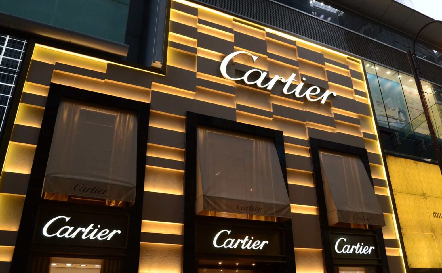 Building Business Signs | BusinessSigns.Net