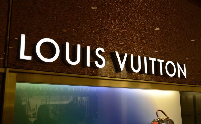 Front Lit Channel Letters Signs | BusinessSigns.Net