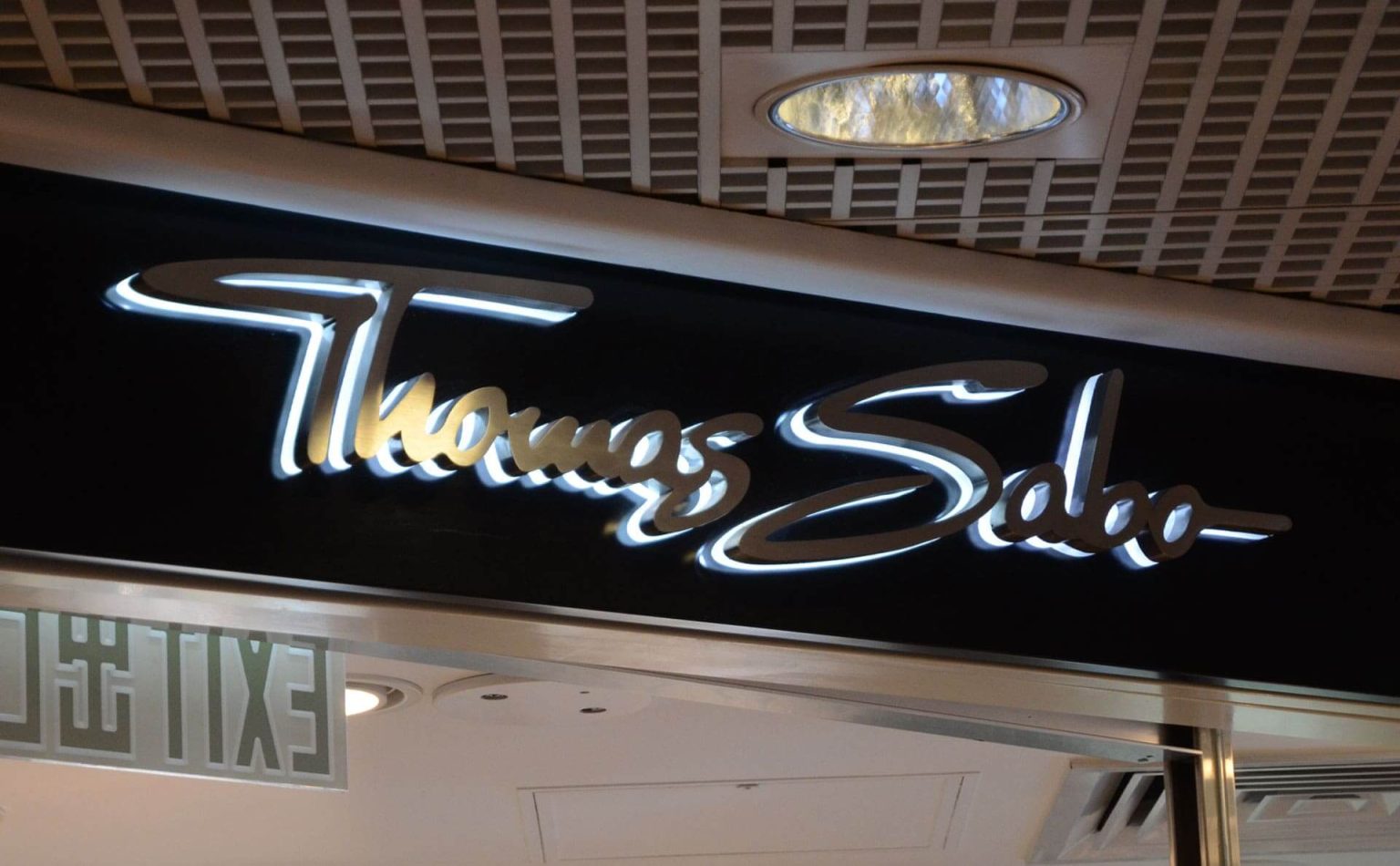 Luxury Metal Backlit Channel Letters Signs | BusinessSigns.Net